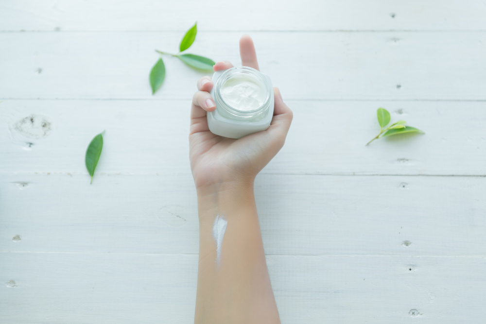 Vitamin A Cream: 10 Surprising Ways It Can Improve Your Complexion ...